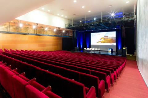 Découvrez le plan interactif et visitez les espaces de la Cité des ...