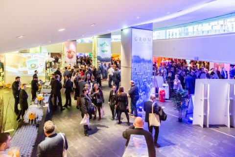 Découvrez le plan interactif et visitez les espaces de la Cité des ...